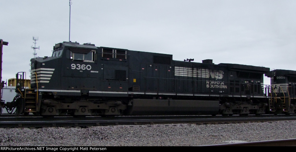 NS 9360